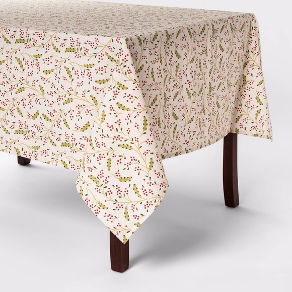 Threshold | Dining | Threshold Christmas Holly Berry Oblong Tablecloth ...